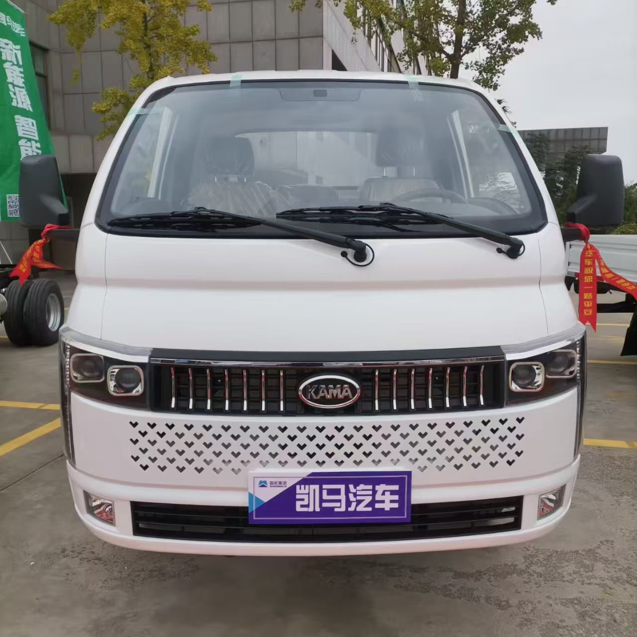 Kama 1750 X-Series Fuel Truck Unveils a Bold New Front Face for the ...